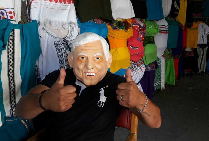 Máscara de AMLO cobra popularidad para asustar este Halloween