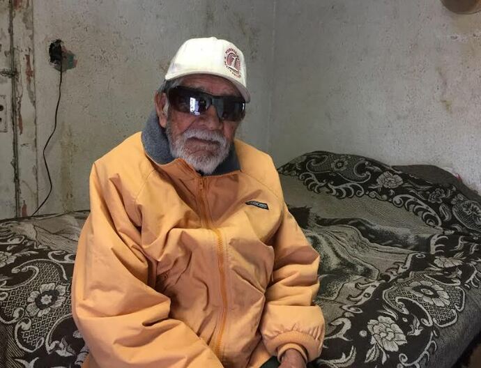 "Es un milagro", dice Don Max al recibir ayuda de juarenses