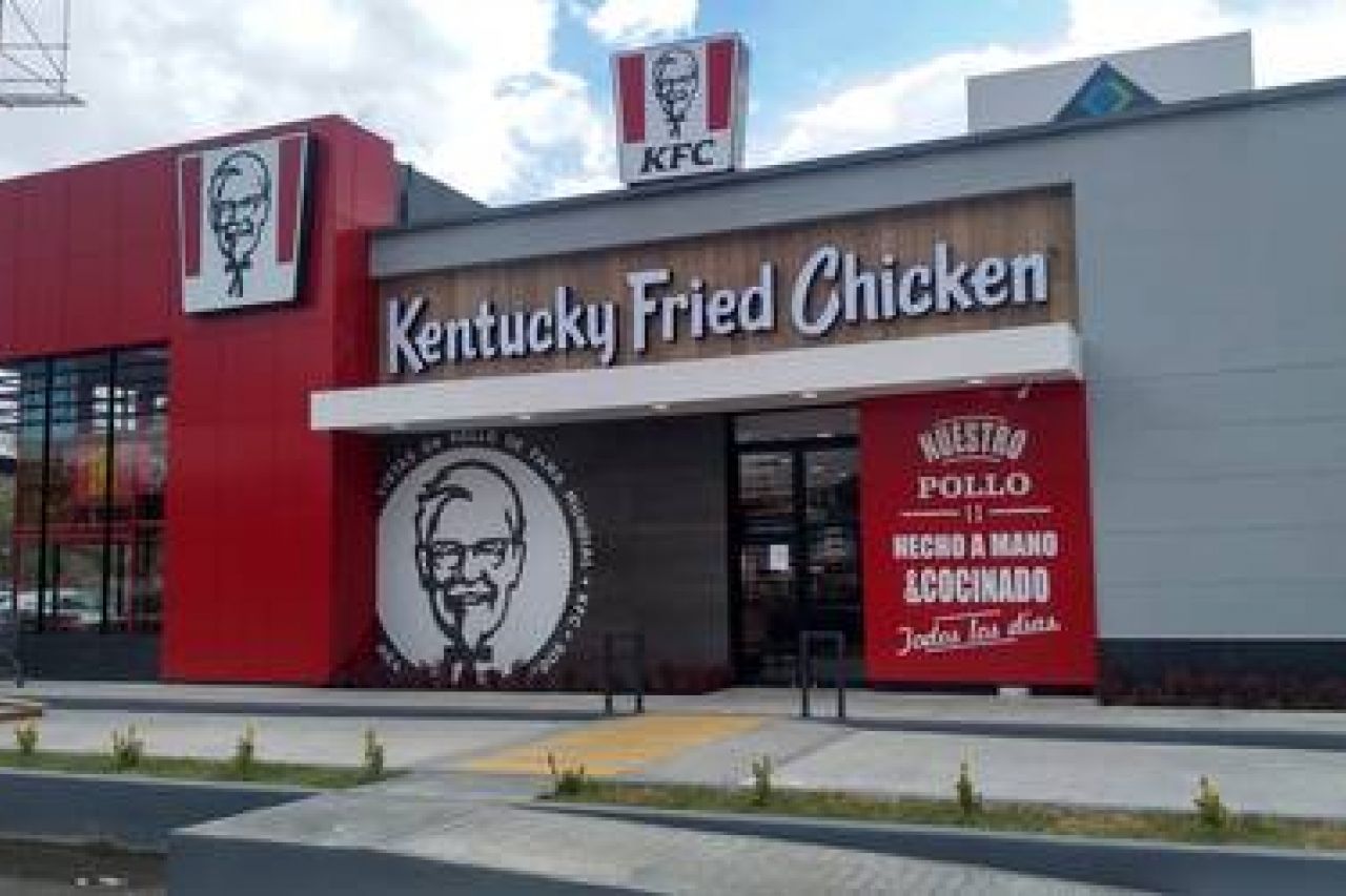 Inauguran primer sucursal de KFC en Parral
