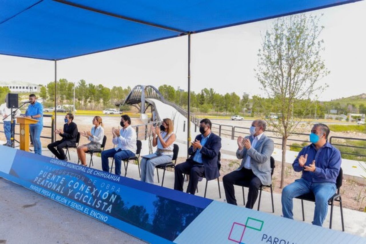 Inauguran puente que conecta el parque Reliz y El Encino