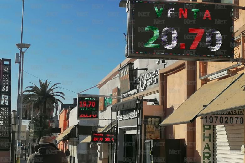 Cotiza dólar en 20.70 pesos