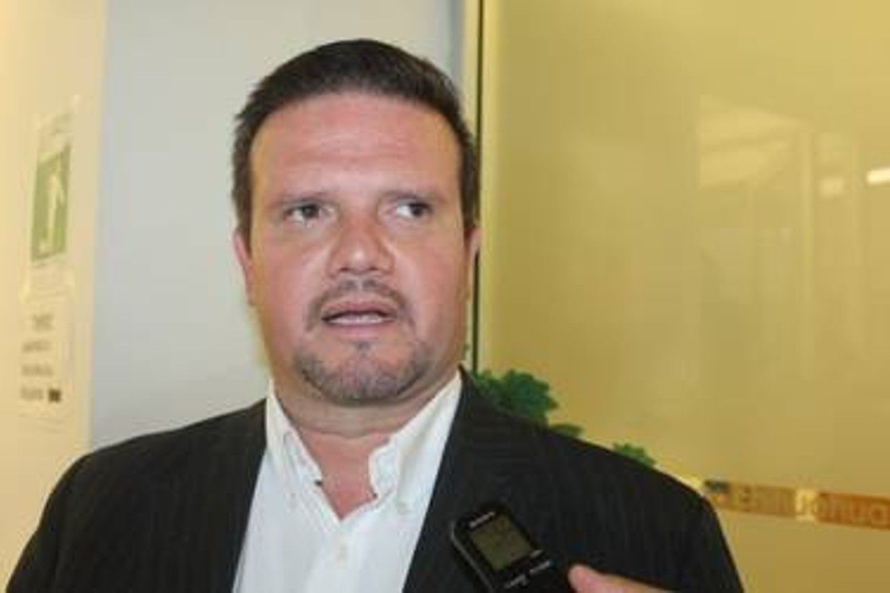 Mi renuncia es para no entorpecer el caso Villarreal: Roberto Lara