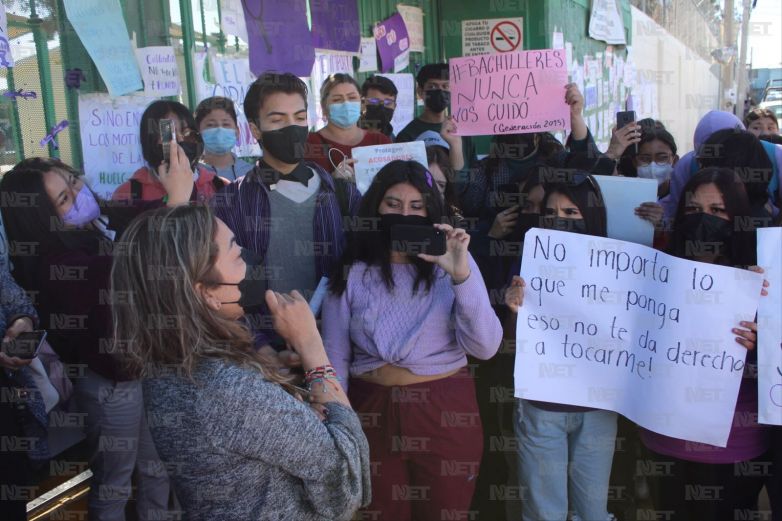 Llegan a acuerdos directivos y padres de familia del Cobach 7