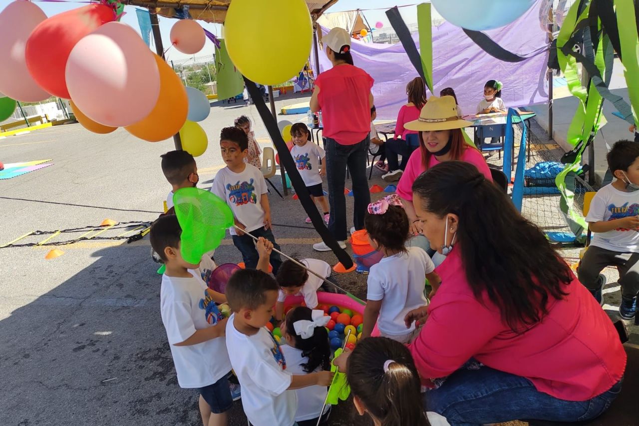 Festejan el Día del Niño en estancia infantil Festejan el Día del Niño en estancia infantil