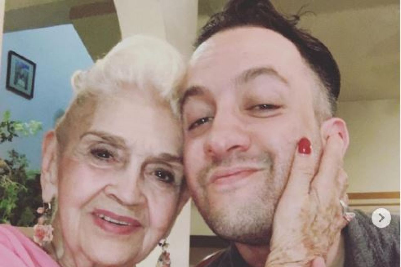 Chumel Torres despide a su mamá