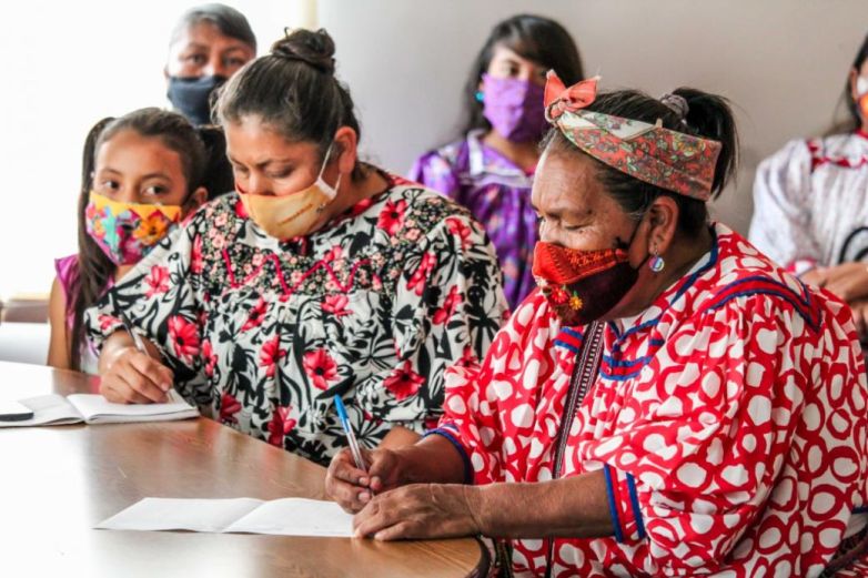Reconocen papel fundamental de las mujeres indígenas de Chihuahua