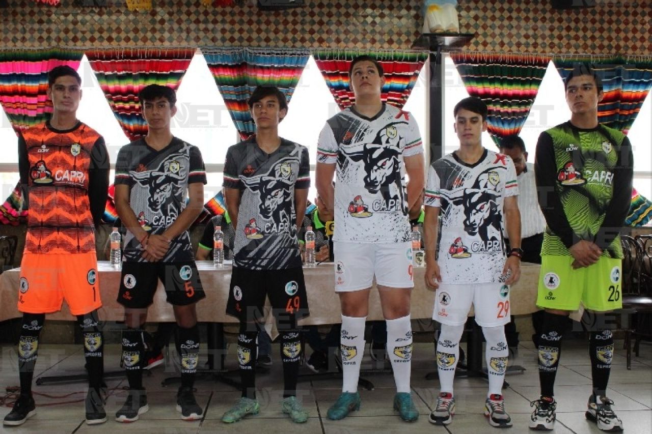 Toros Ceproffa listos para su debut en Tercera División