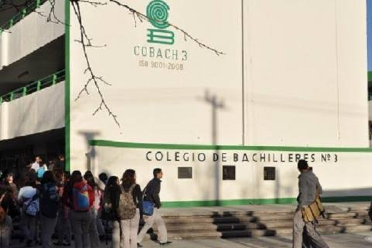 Analizan 10 perfiles para la dirección del Cobach