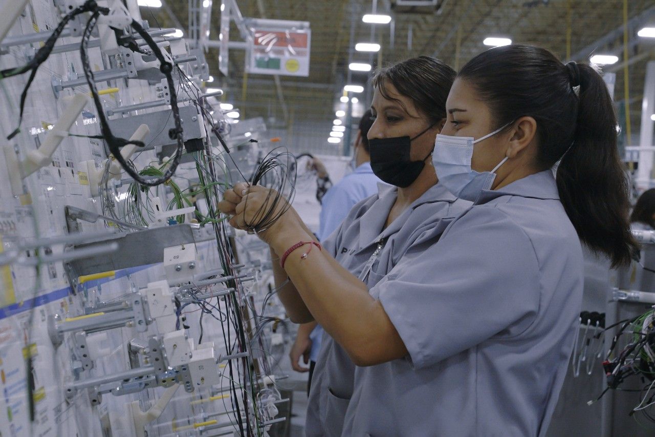 Inaugura Aptiv su cuarta planta en Coahuila