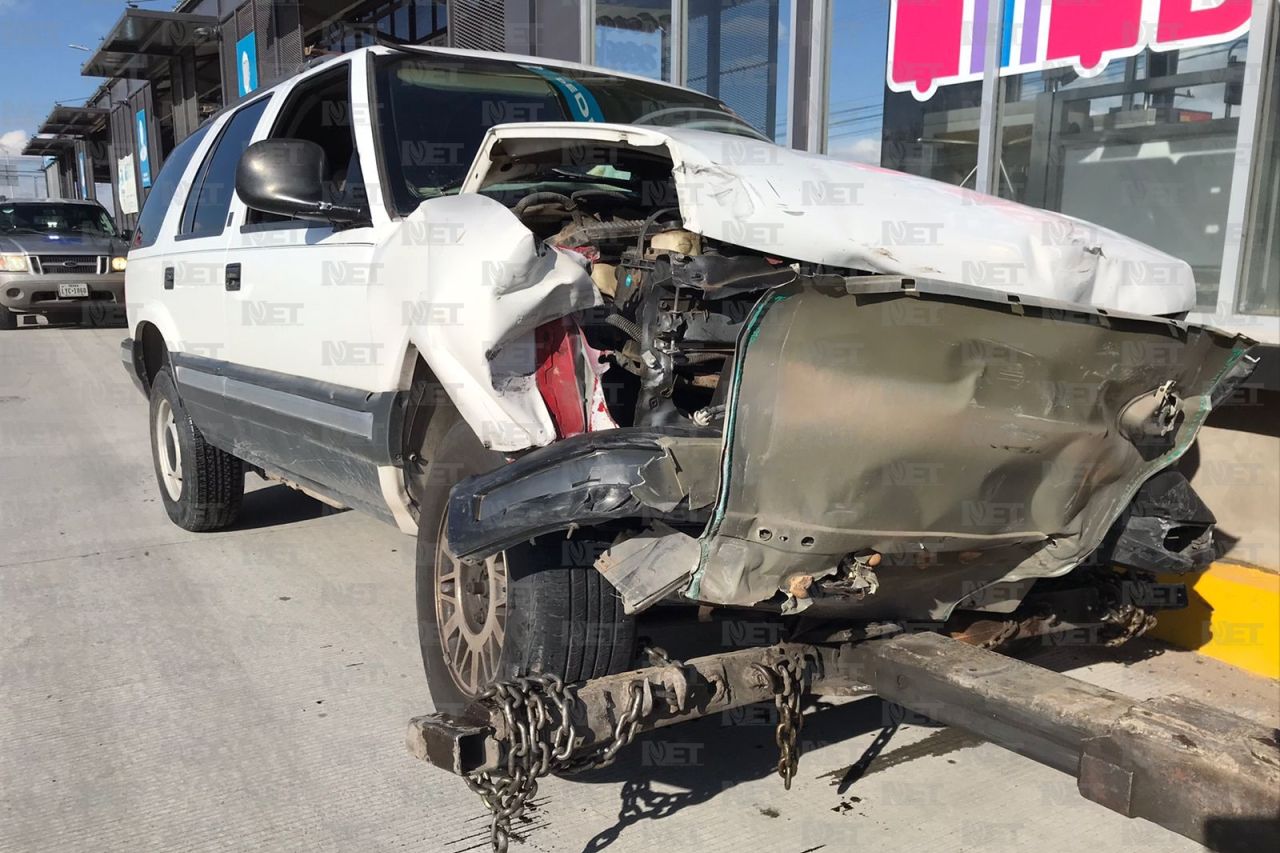 Accidente De Tráfico Deja Dos Adultos Mayores Lesionados
