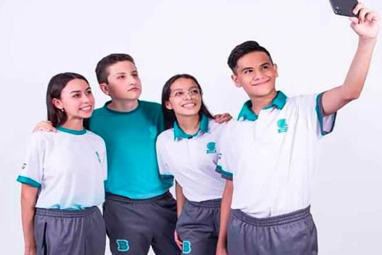 Se han realizado 986 rembolsos de uniformes de Cobach: director