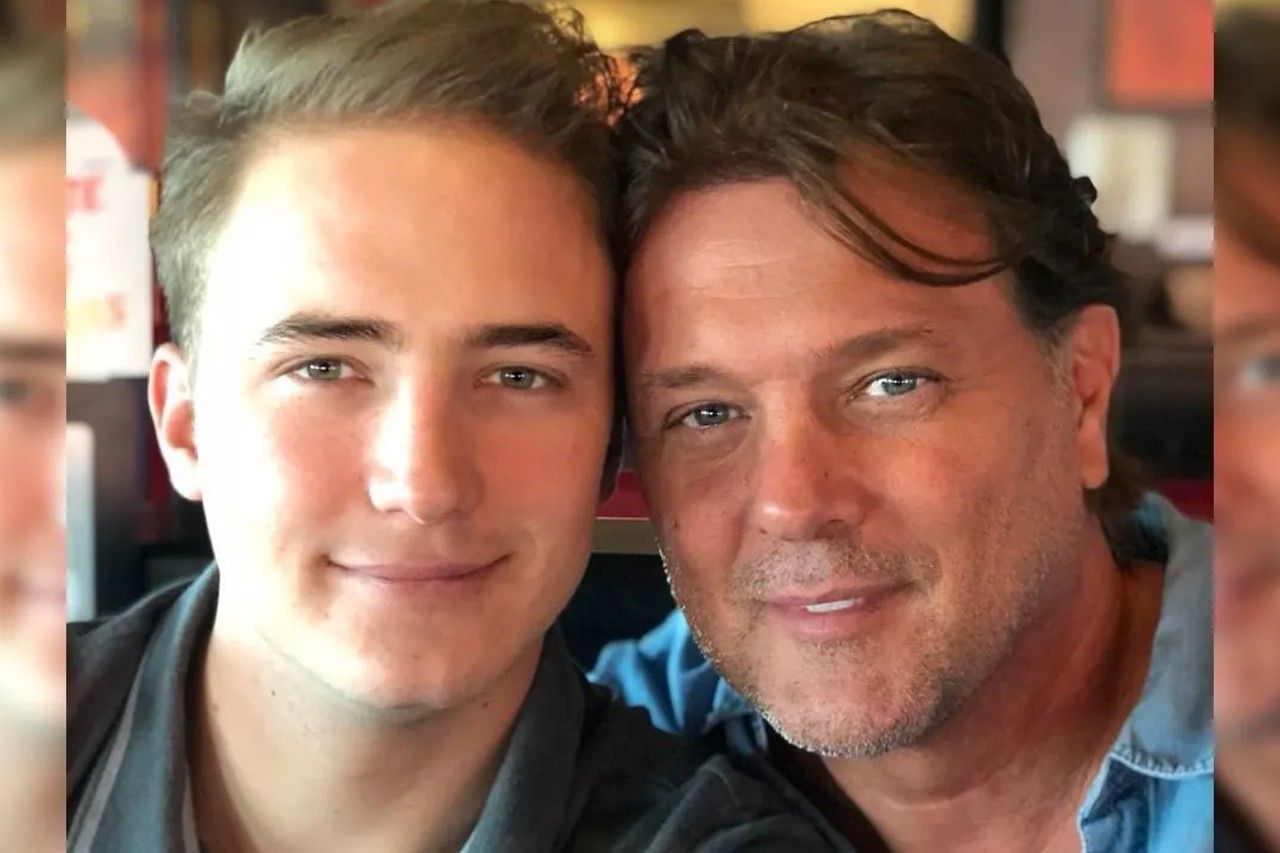 Hijo de René Strickler se casa con su novio por segunda vez