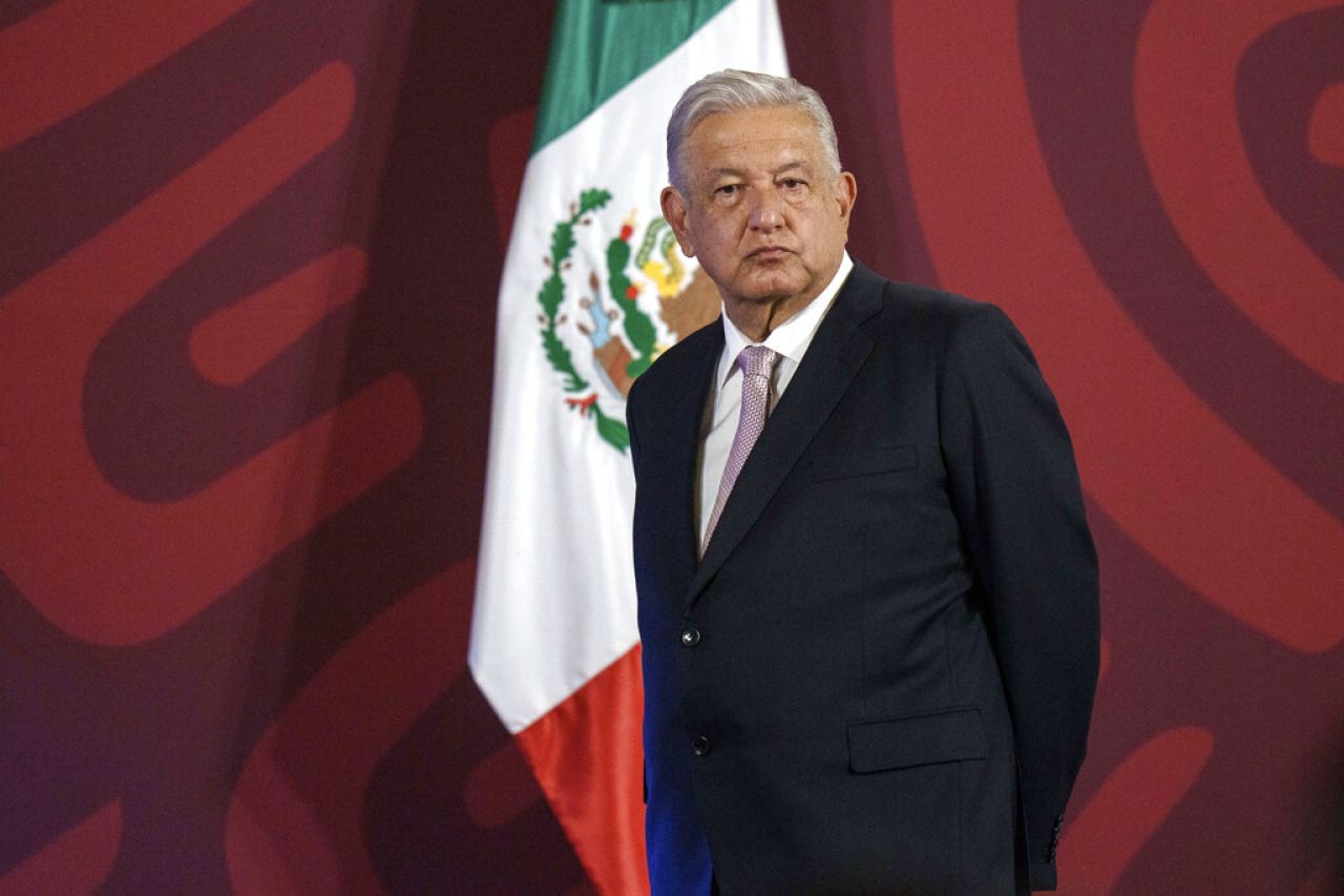 Afirma Ken Salazar que AMLO temía revelaciones de El Mayo