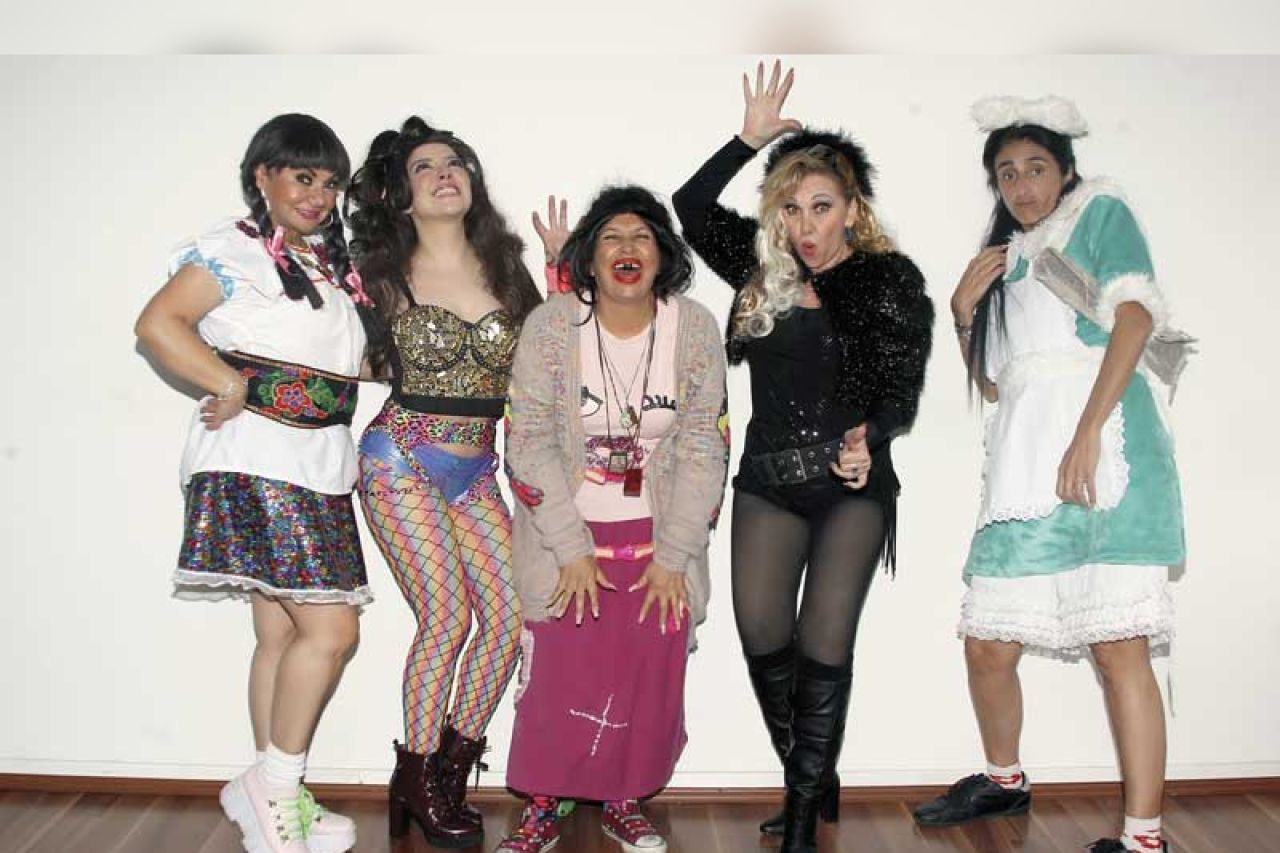 ¡por Celos Bárbara Torres Y ‘la Chupitos Casi Se Van A Los Golpes