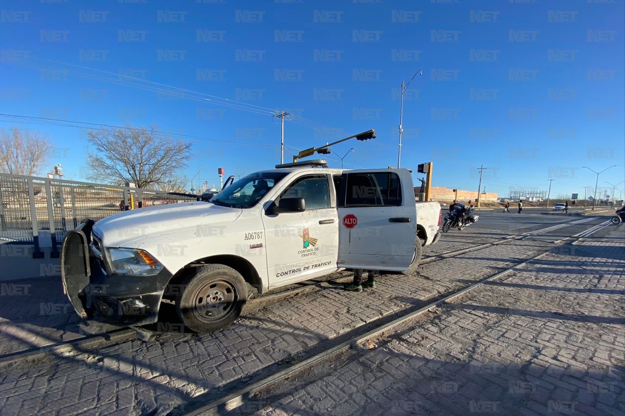 Fallan de nuevo semáforos en eje Juan Gabriel y Zaragoza