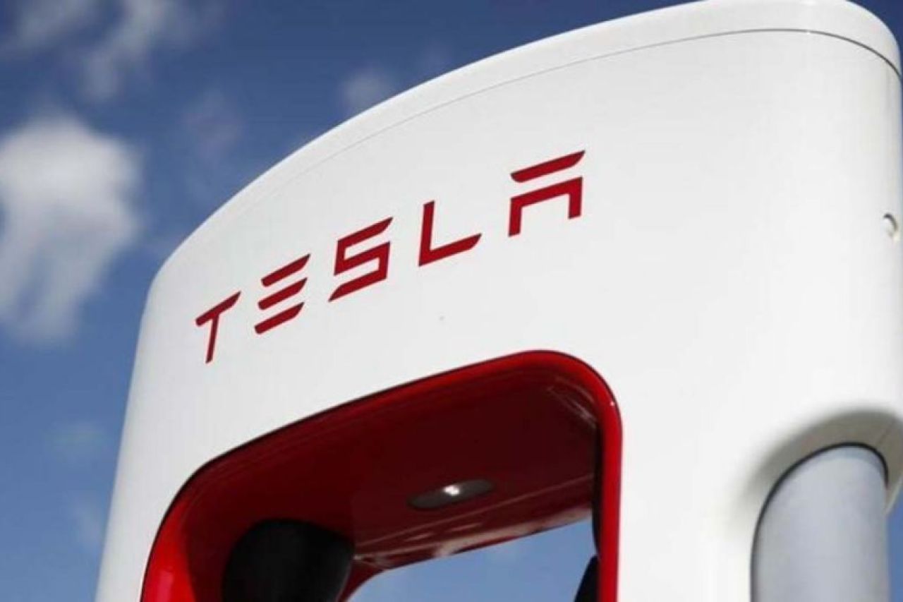 ¿Quieres trabajar en Tesla? Hay una vacante para Juárez