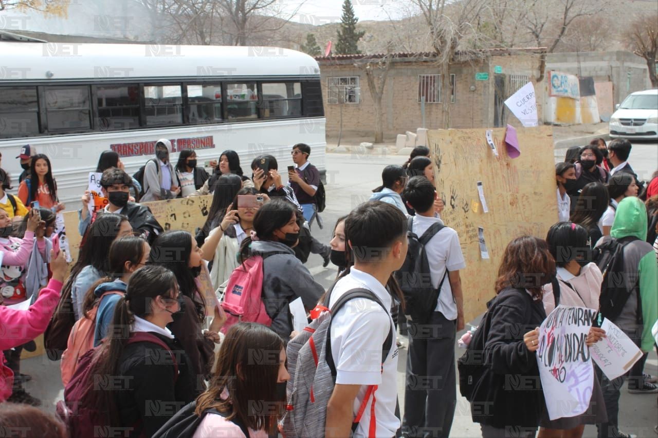 Denuncian alumnas del Cetis 61 acoso de docentes