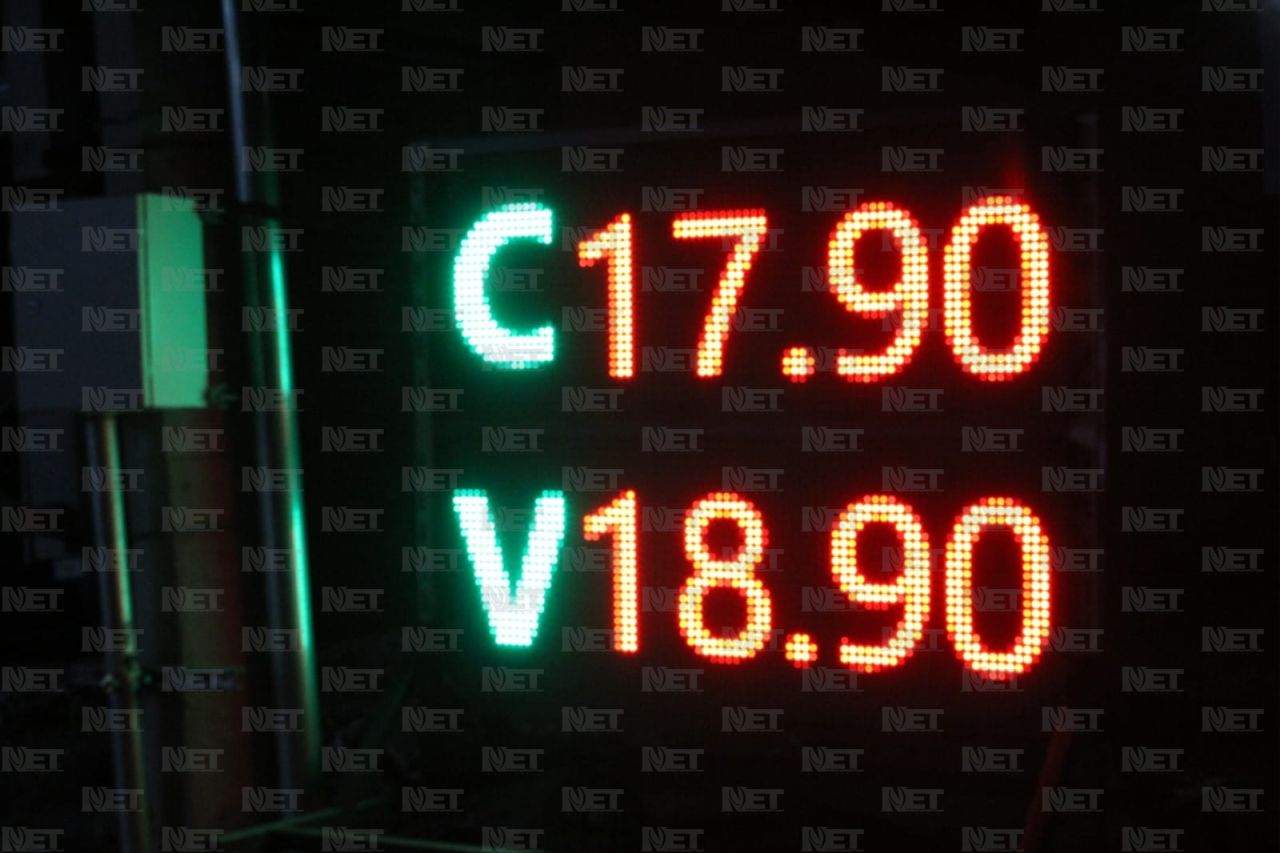 Cotiza dólar en 18.90 pesos