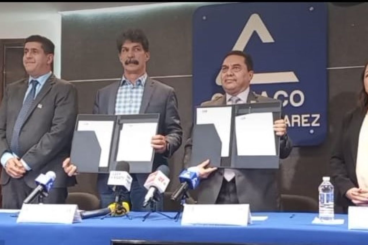 Firman Canaco y la URN convenio de colaboración
