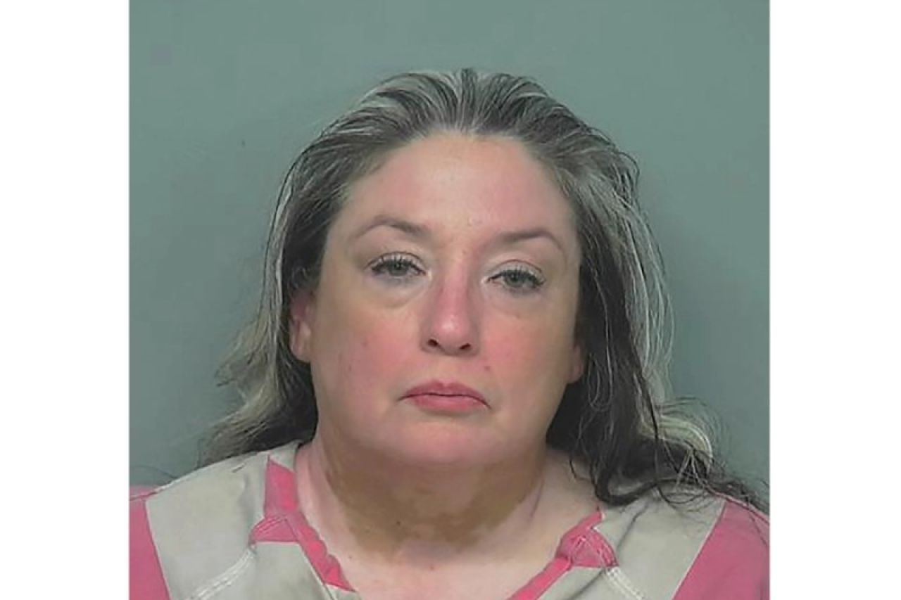 Detienen A Esposa De Sospechoso De Masacre En Texas