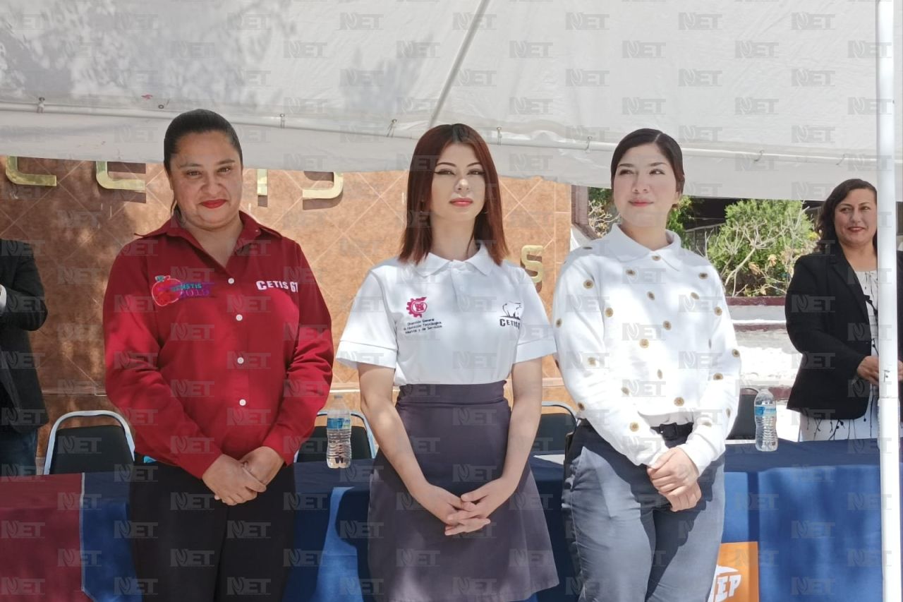 Cetis 61 reconoce a alumnos y docentes