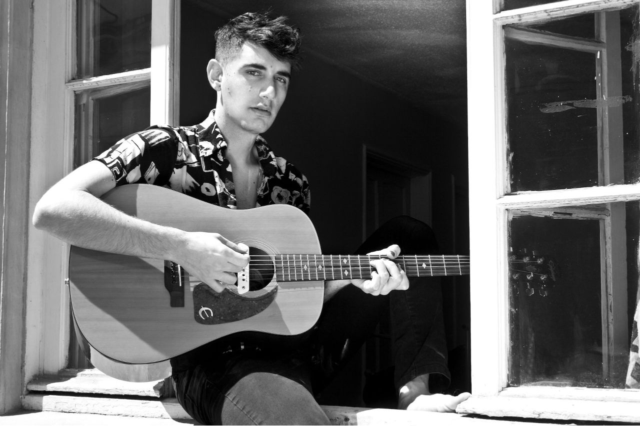 Anwandter exorciza sus demonios bailando con 'El diablo en el cuerpo'