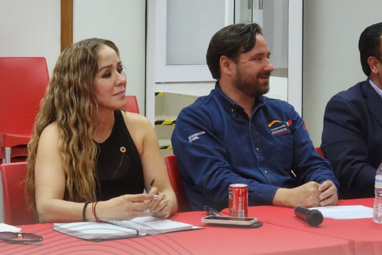 Coloca Canacintra a 750 jóvenes de programa de Educación Dual