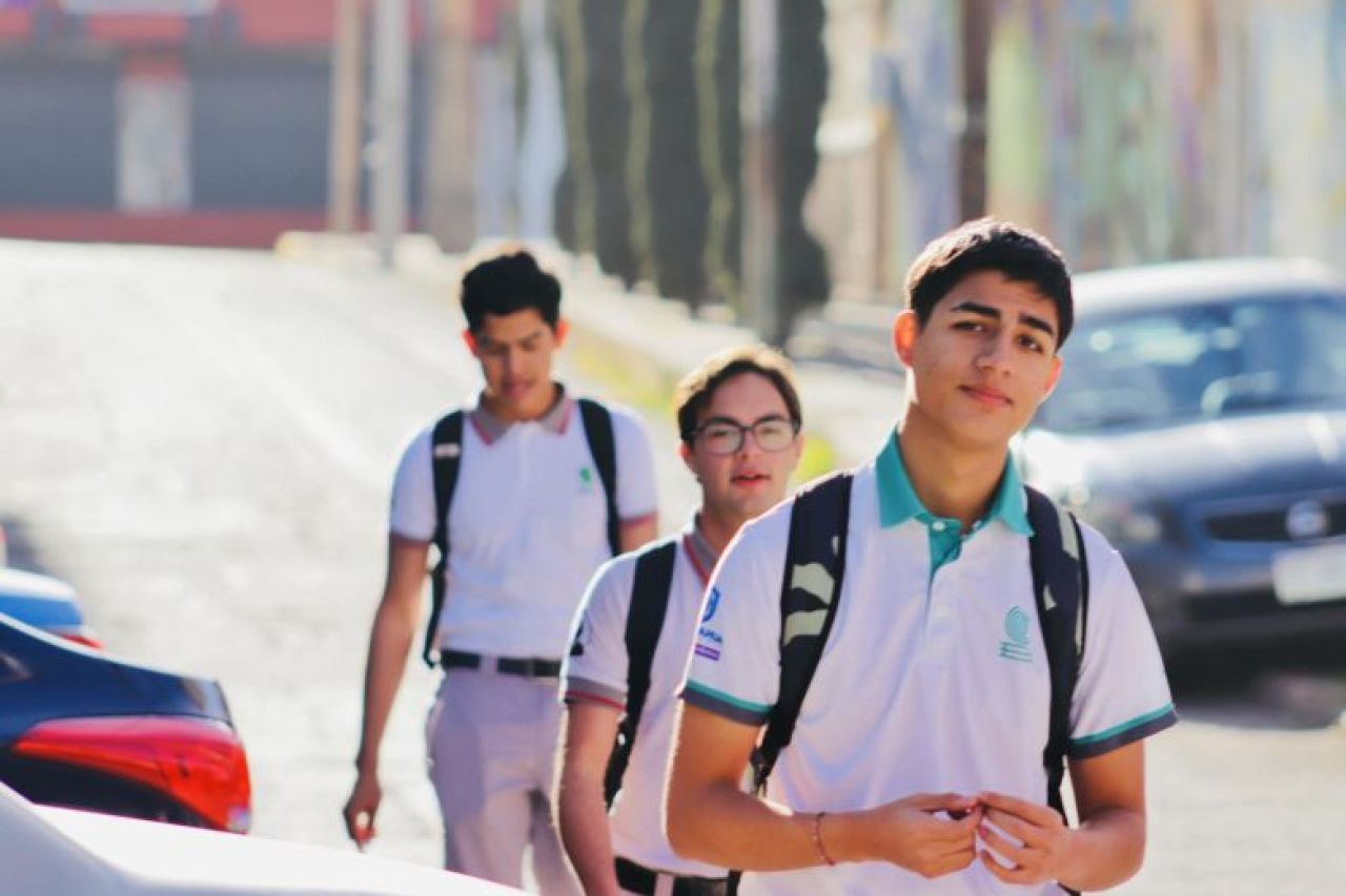 Dan a elegir proveedor para uniformes del Cobach