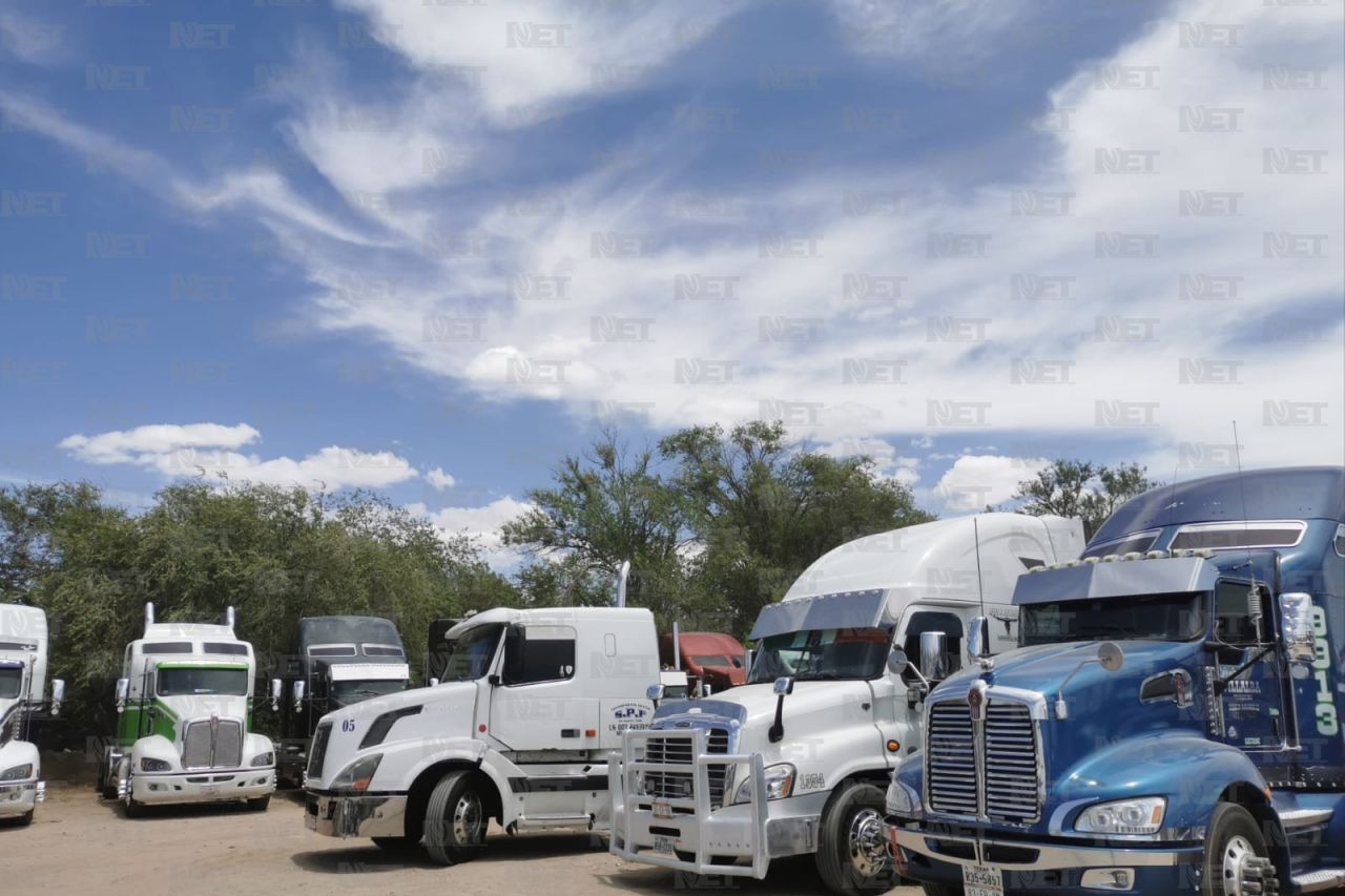 Con caravana traileros festejan el 'Día del Troquero'