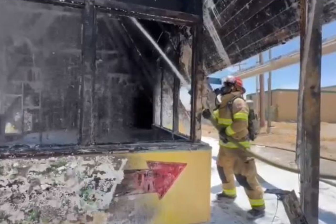 Video: Arde restaurante en El Paso