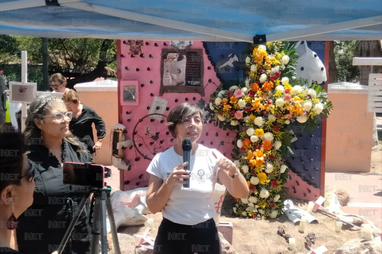 Instalan contador de feminicidios en la Cruz de Clavos Instalan contador de feminicidios en la Cruz de Clavos