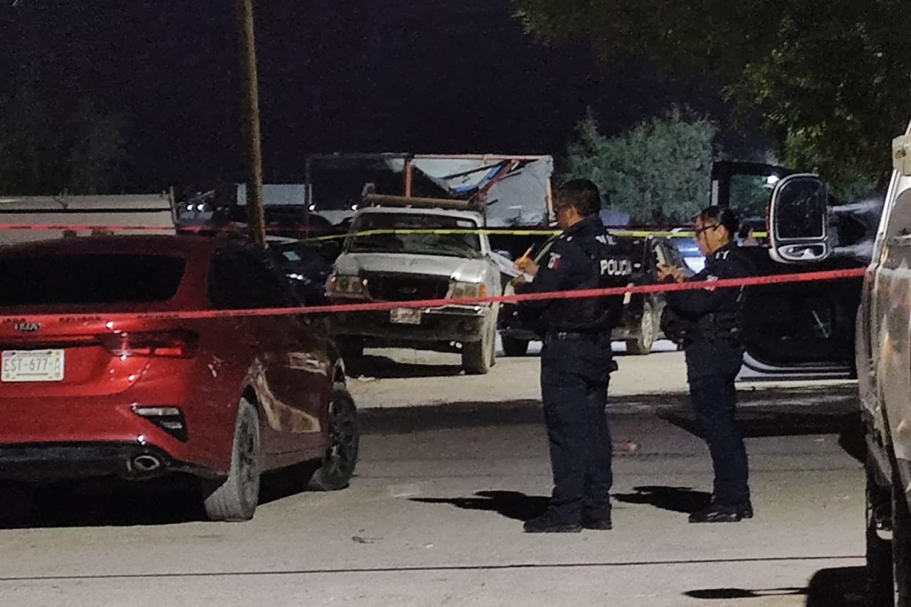 Matan a mujer dentro de automóvil en las Almeras