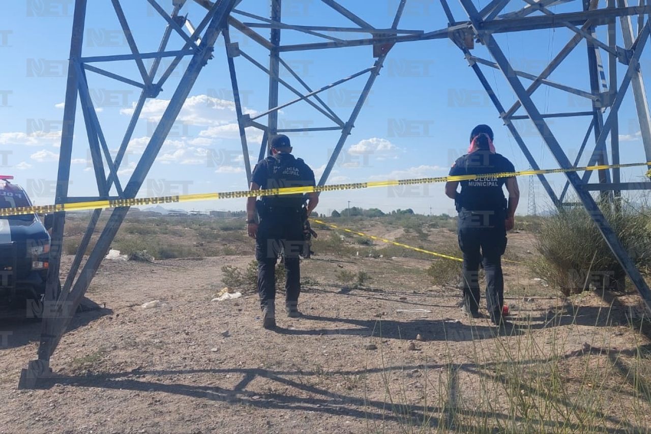 Encuentran 2 osamentas más en fosa clandestina en Juárez; suman 3