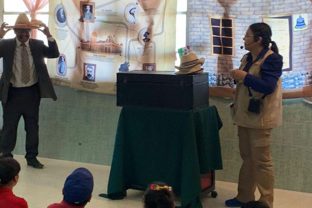 El Muref llega a la primaria Manuel Aguilar