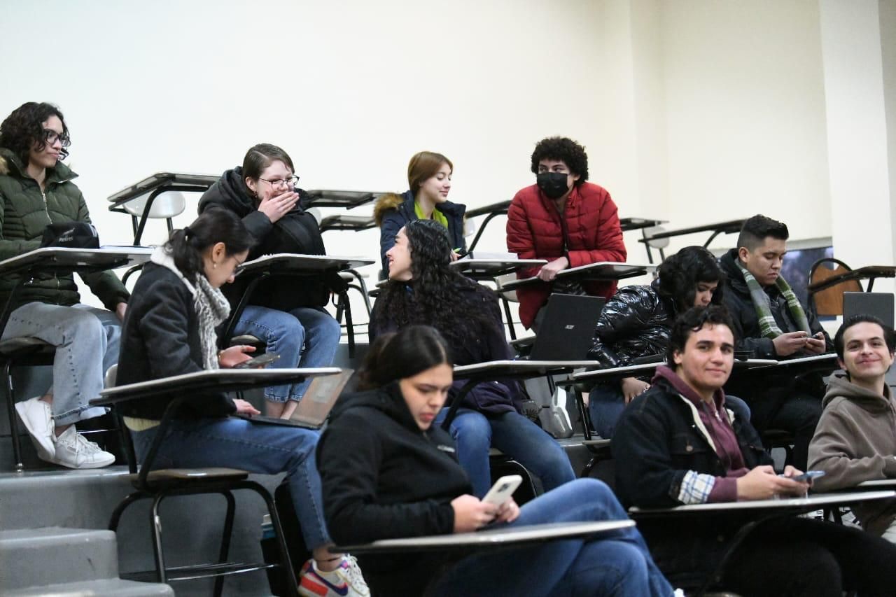 UACh comienza con la entrega de fichas para nuevo ingreso