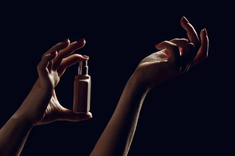 ¿Qué perfume elegir? Toma en cuenta estos consejos según el pH de tu piel