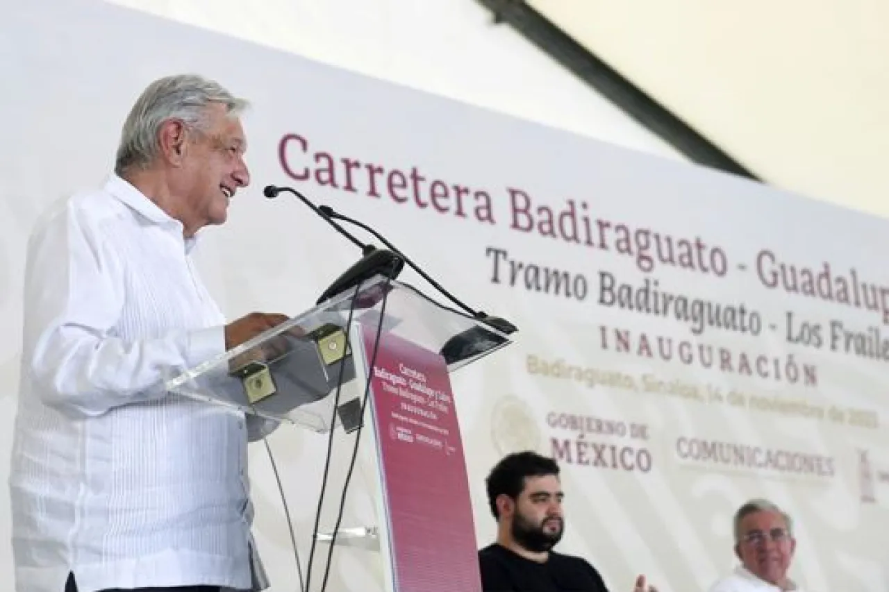 Inaugura AMLO tramo carretero Badiraguato–Guadalupe y Calvo