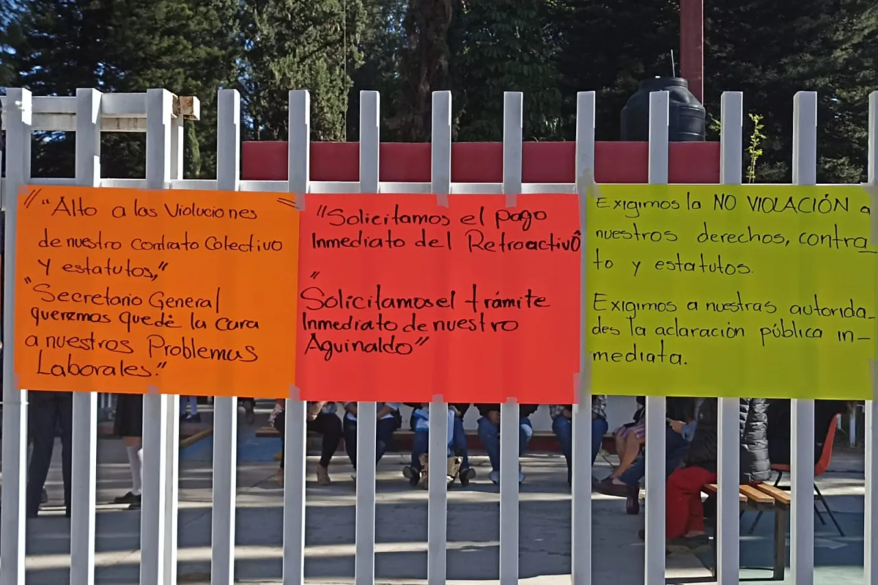 Cdmx Huelga En Colegio De Bachilleres Deja Sin Clases A 100 Mil Alumnos