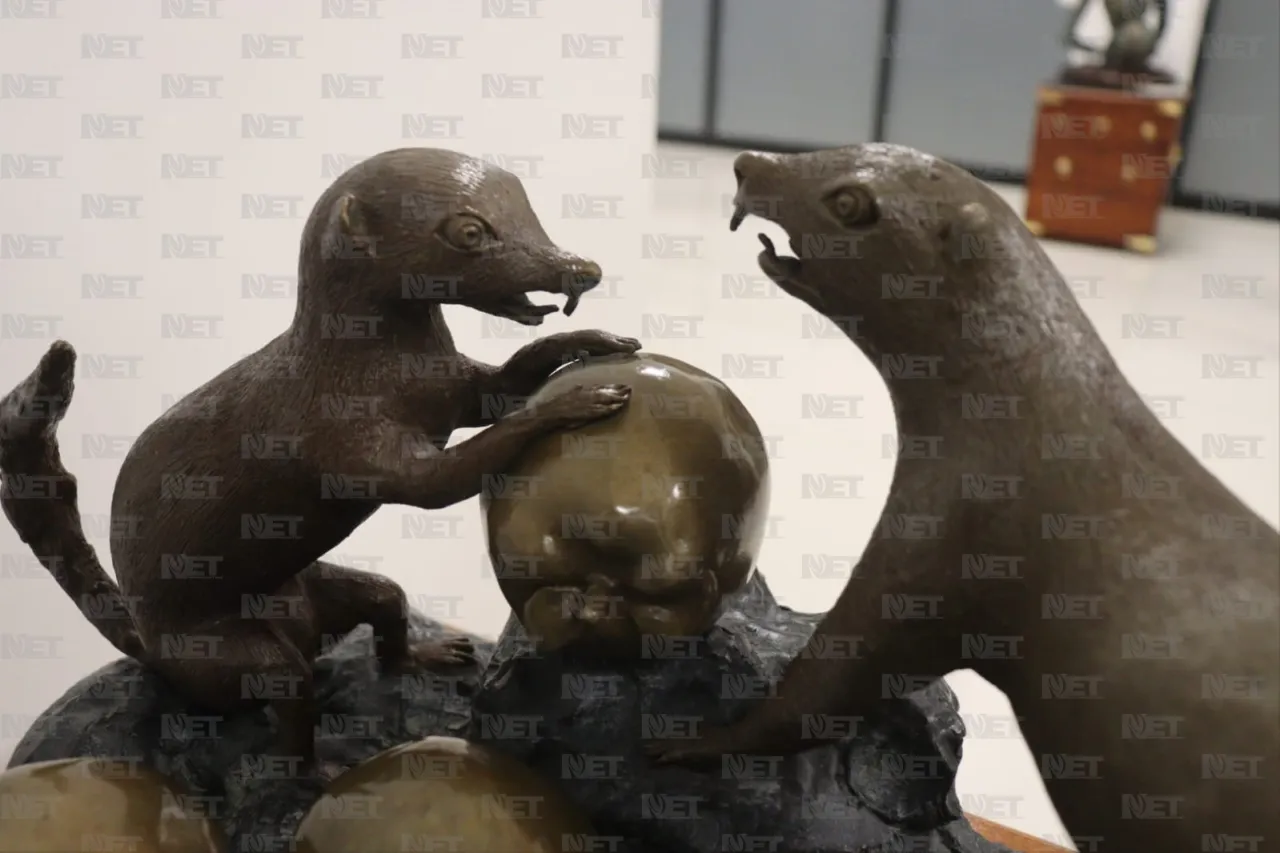 Inauguran exposición 'Ratos de Ocio: El Arte de Francisco Ybarra Domínguez'