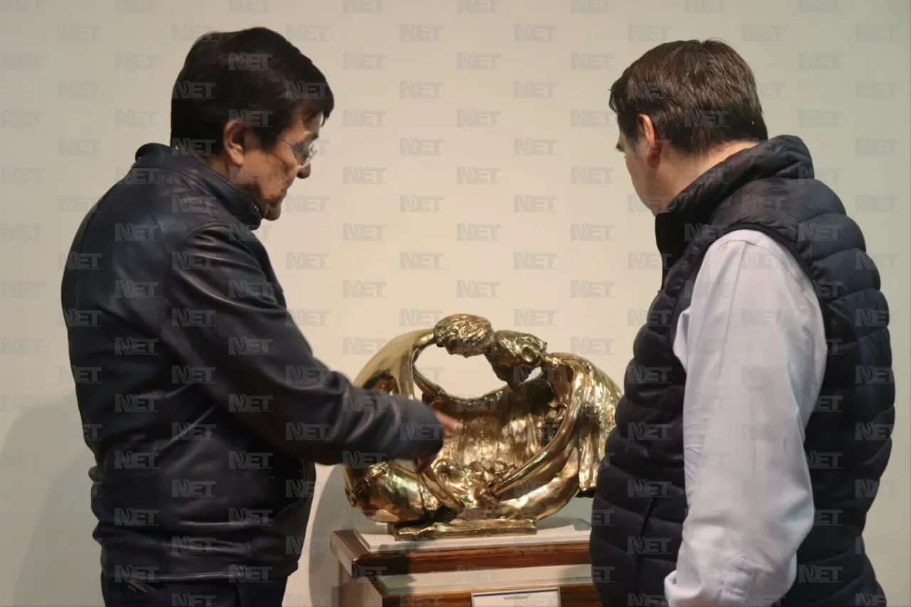 Inauguran exposición 'Ratos de Ocio: El Arte de Francisco Ybarra Domínguez'