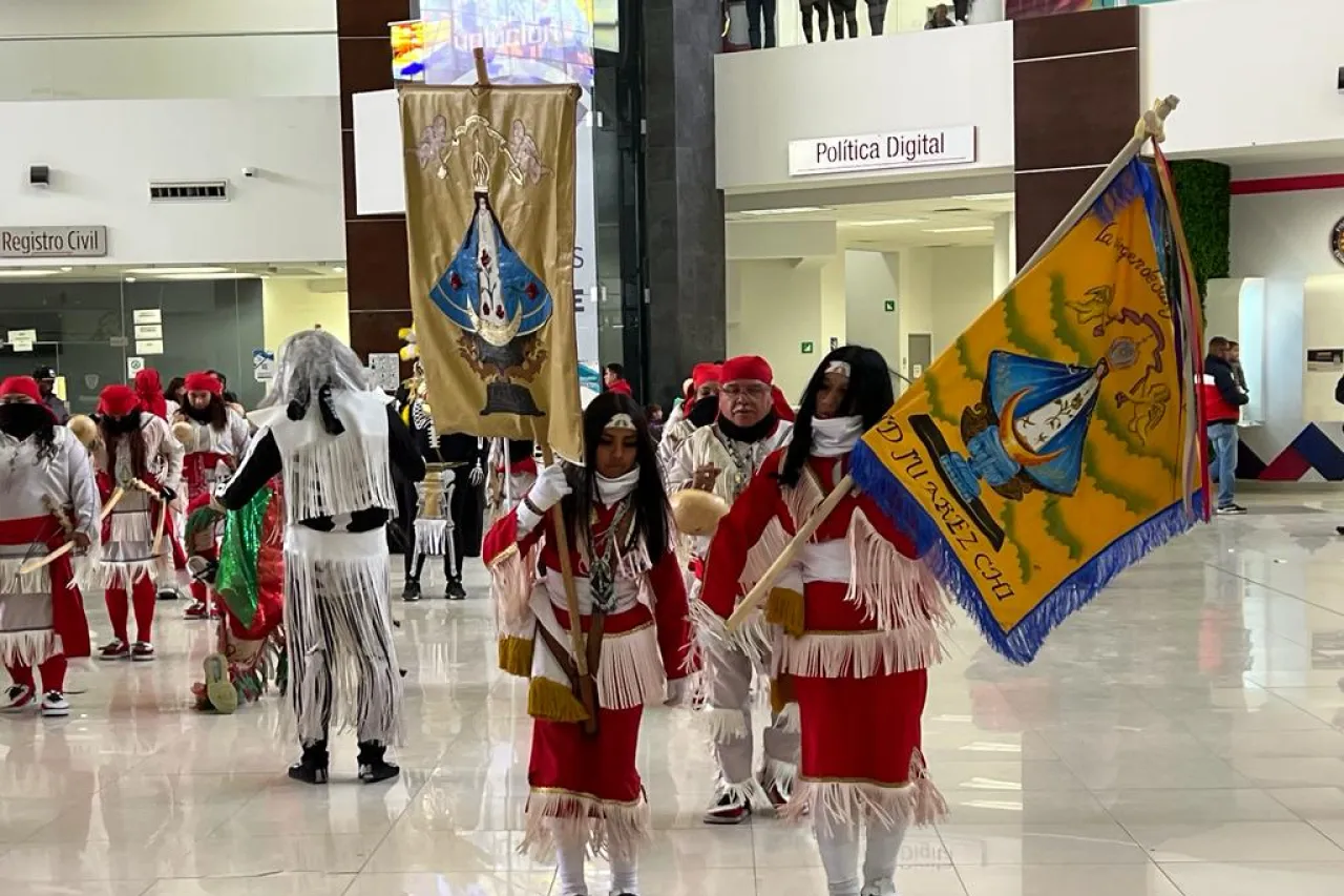 Danzan matachines en Pueblito Mexicano