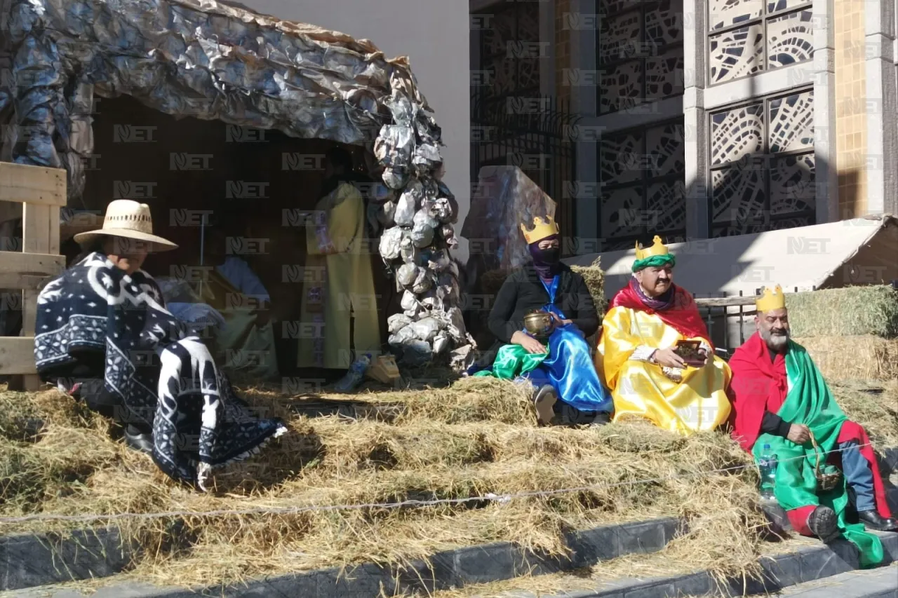 Nacimiento 'viviente' sorprende a los creyentes en Catedral