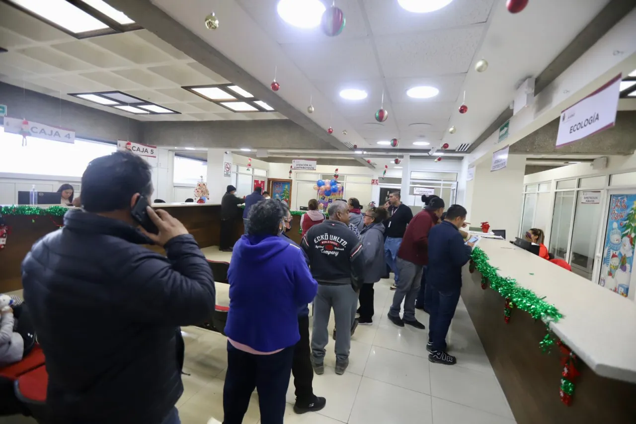 Aprovechan juarenses último día de pago sin recargos en el Impuesto Predial