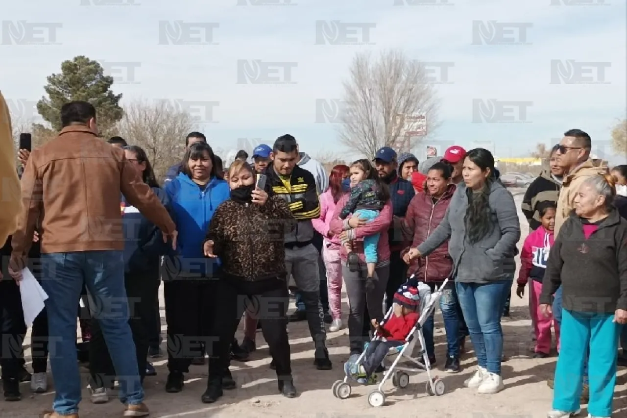 Entrega S-Mart nuevo puente peatonal en Riberas del Bravo