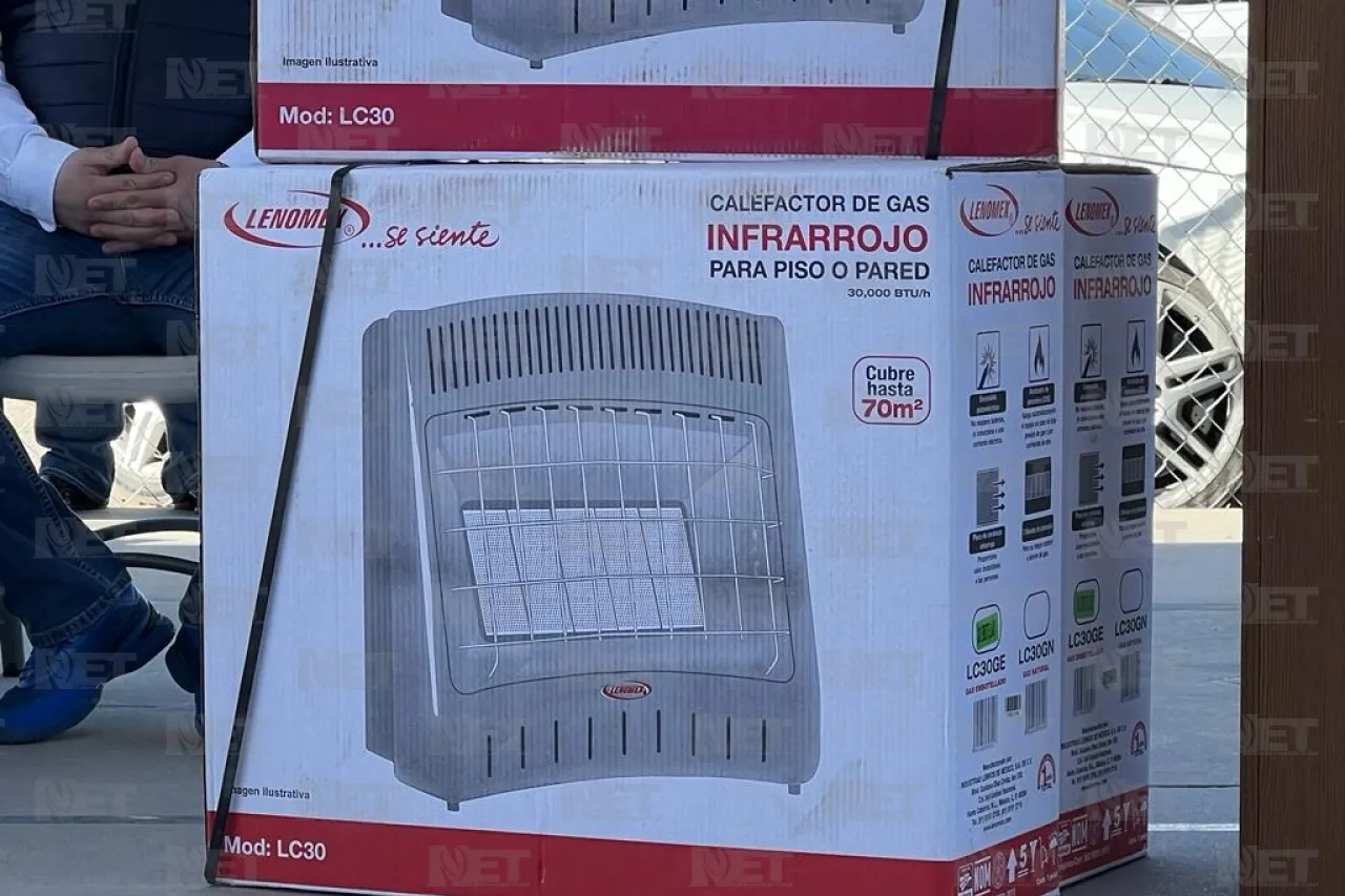 Entregan calentones para escuelas de Juárez