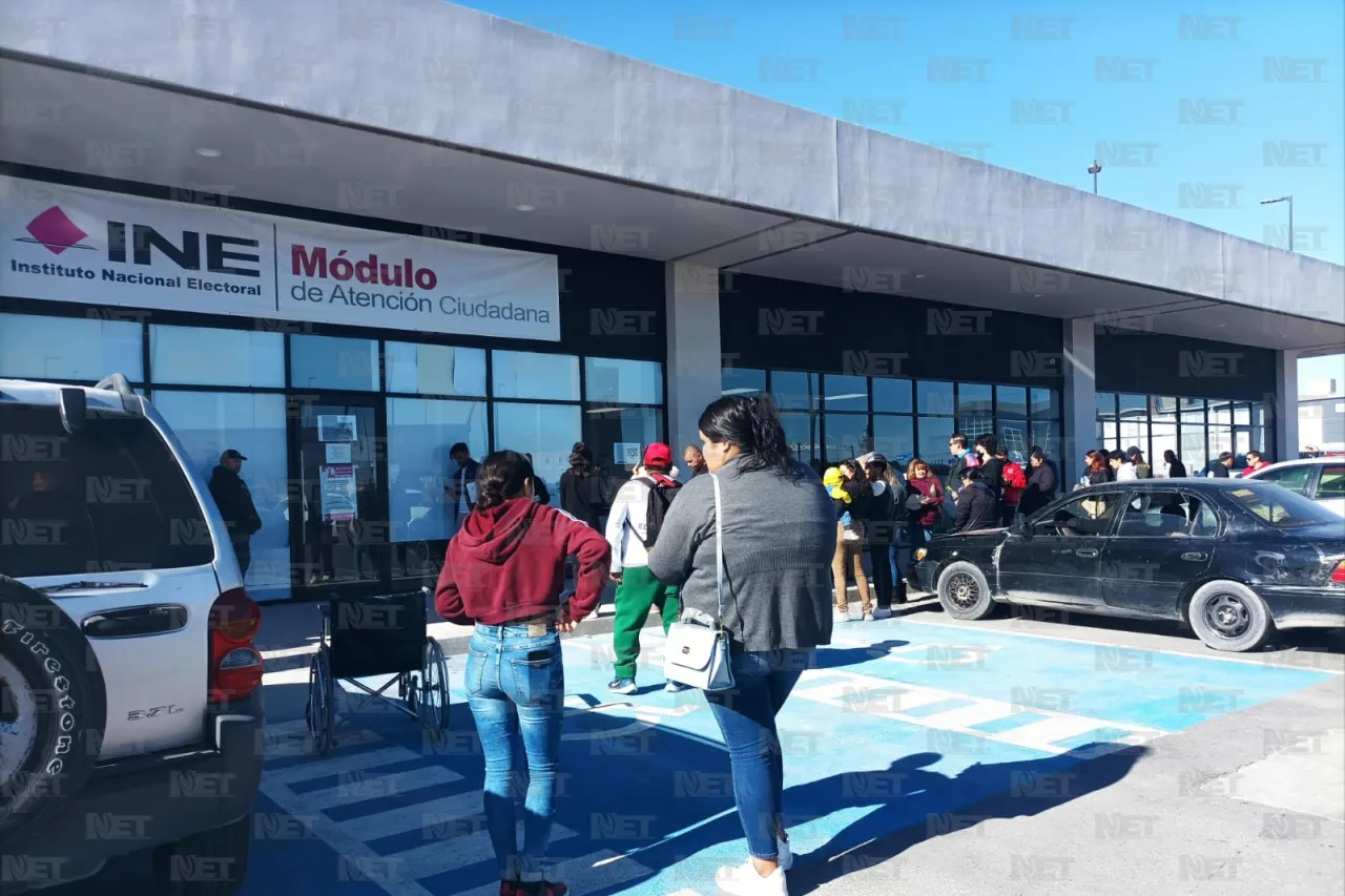 INE: Atienden hasta a 800 personas al día en nuevo módulo de plaza Porvenir