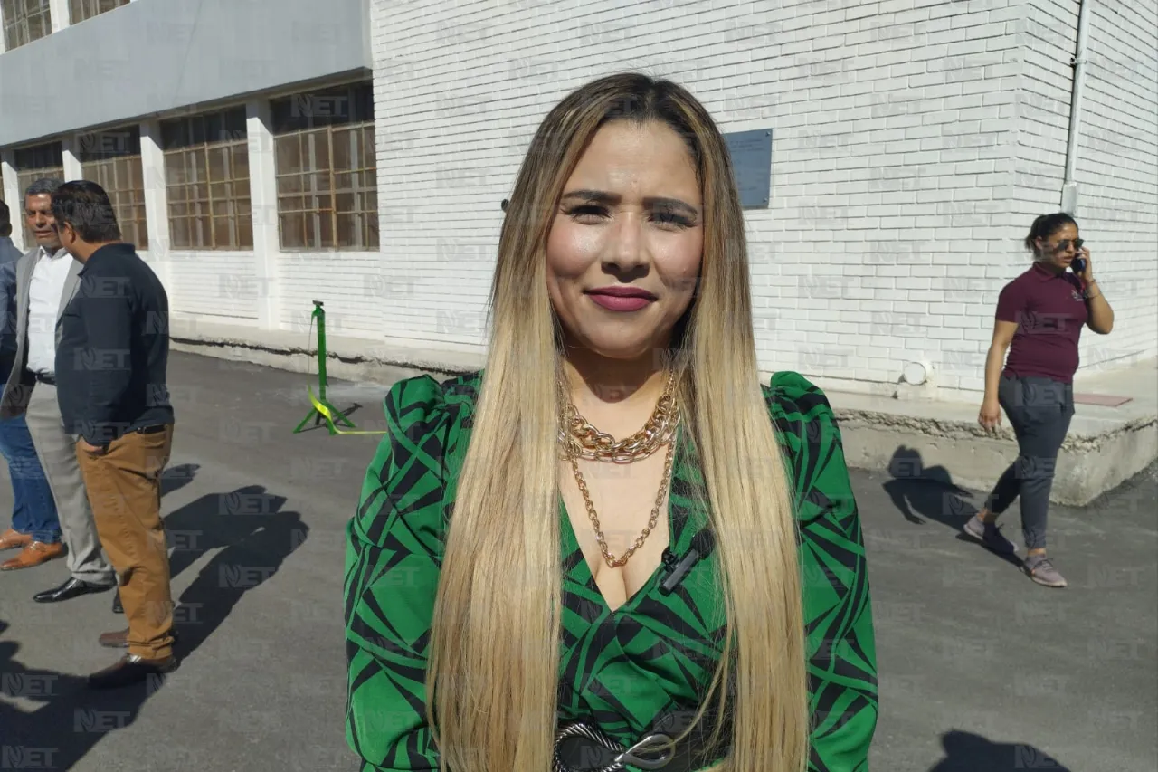 Entregan obras de recarpeteo del patio de maniobras en Cast Conalep