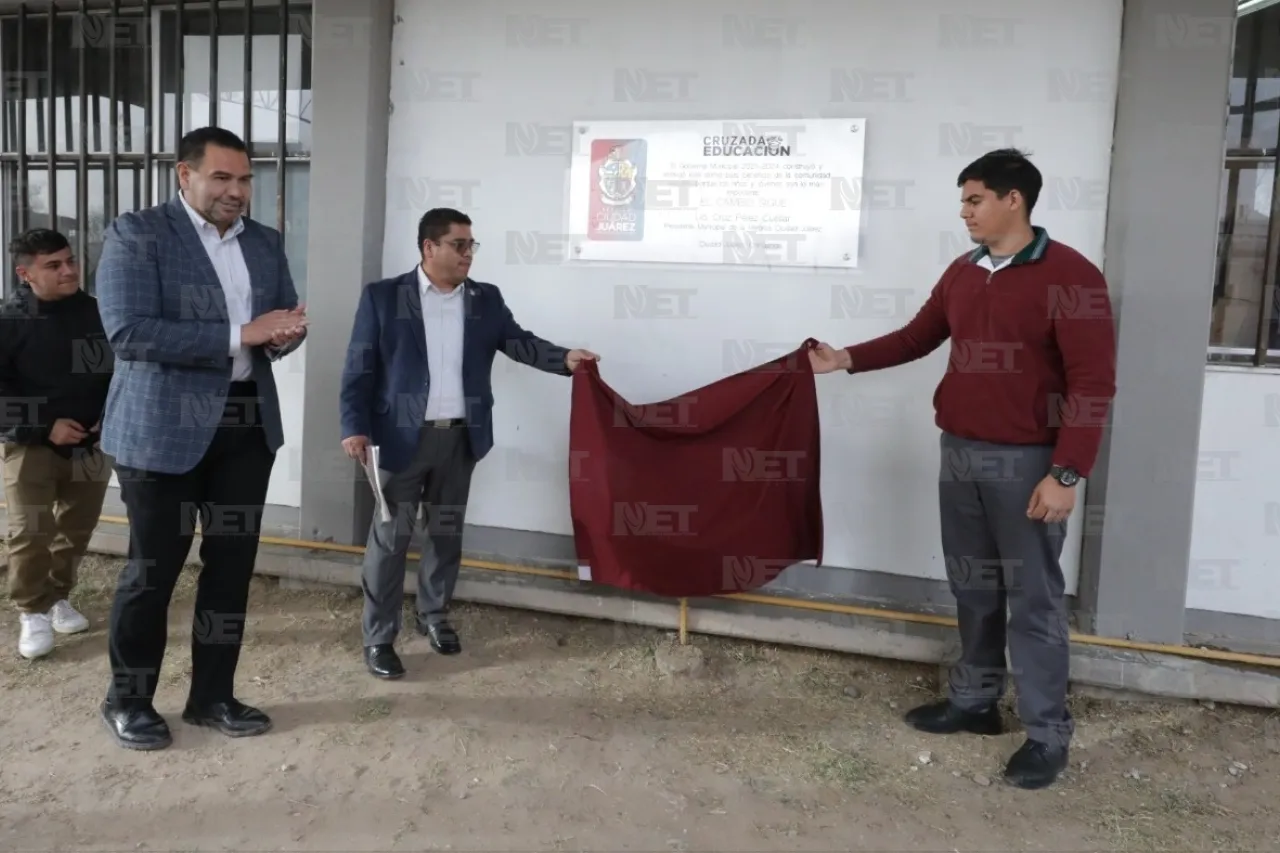 Entrega alcalde domo en el Conalep 1 de Ciudad Juárez