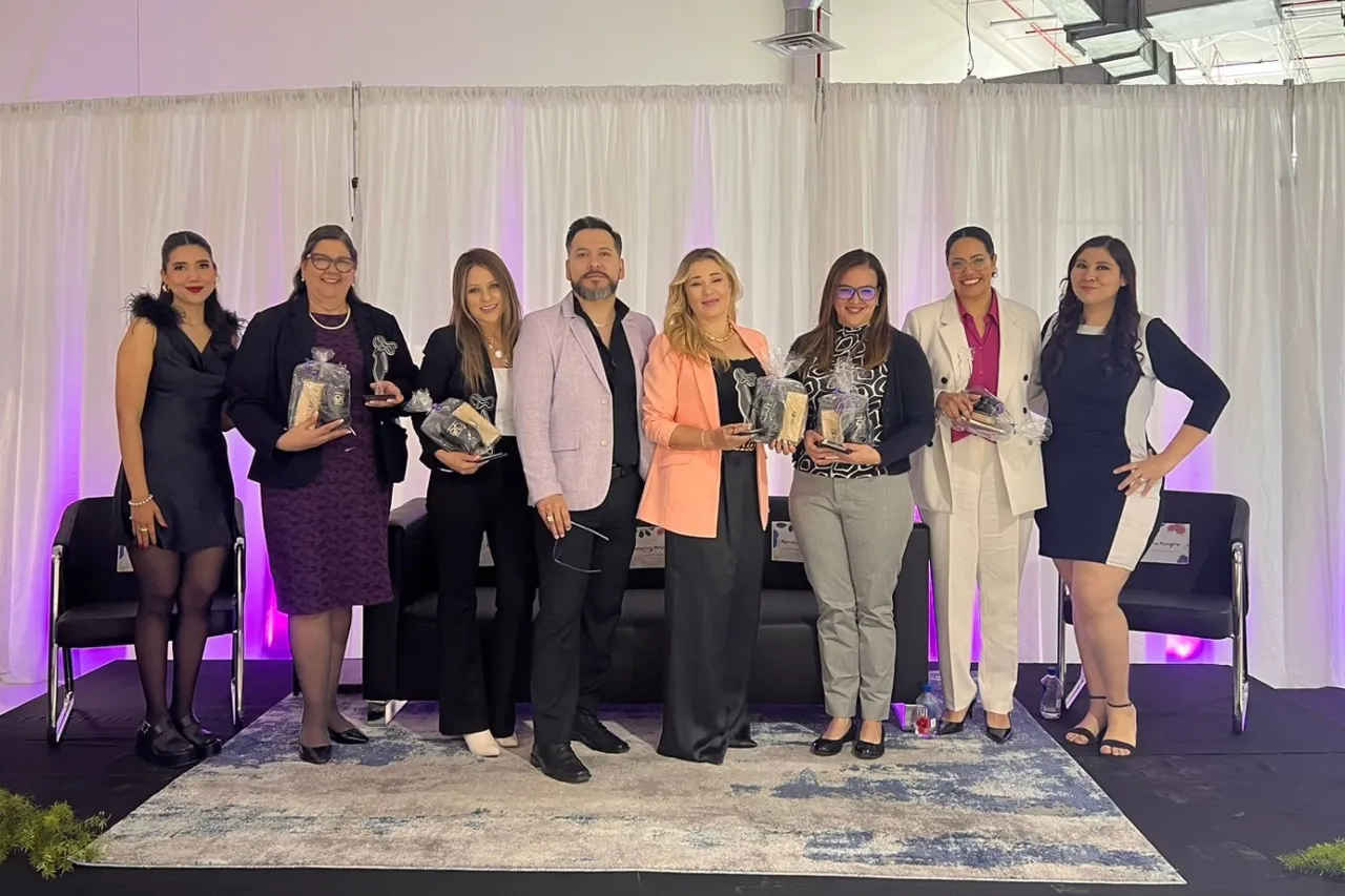 Cierra maquiladora semana de actividades por el Día de la Mujer