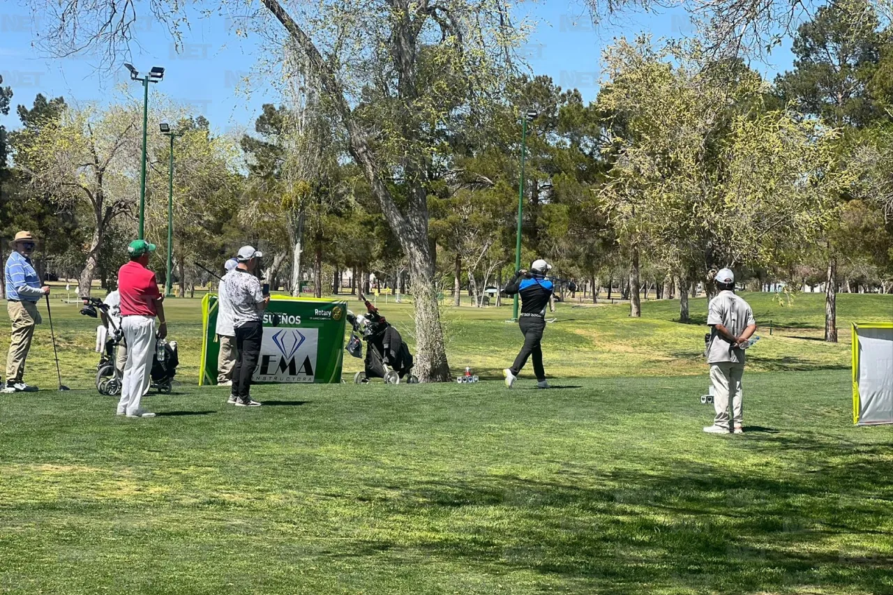 Recauda Club Rotario Juárez fondos con torneo de golf
